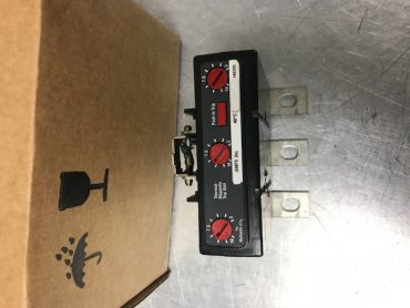 JT3125T CUTLER-HAMMER MULTIPLE METERING INTERCHANGEABLE TRIP THERMAL ...